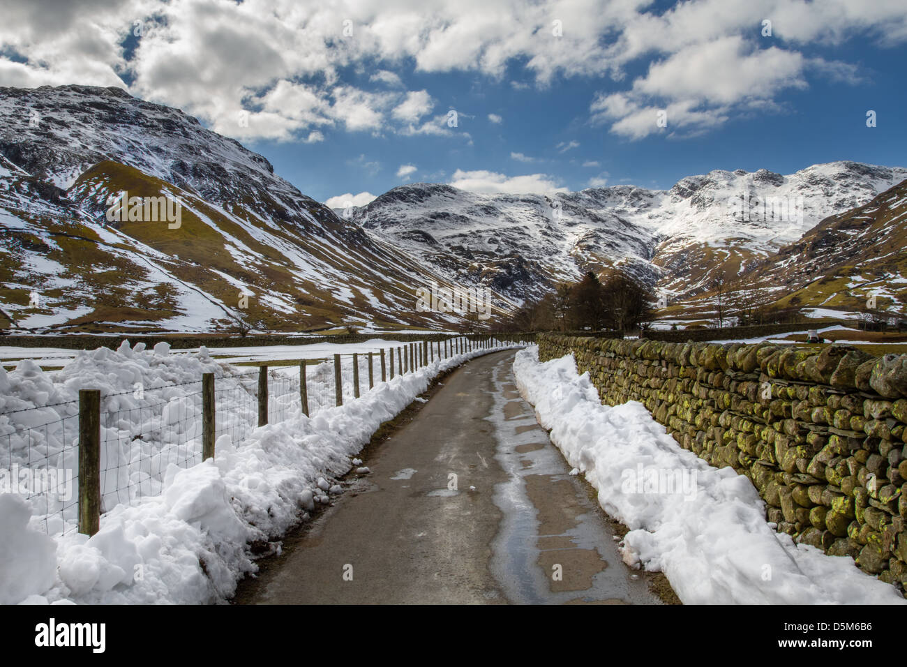 Bowfell High Resolution Stock Photography and Images - Alamy