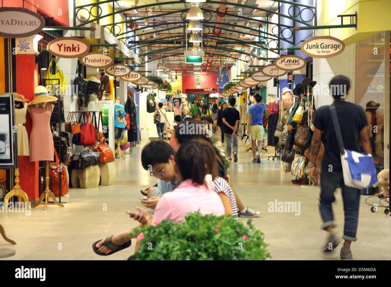 Shopping area in MRT station , Chatuchak Weekend market , Bangkok Stock ...