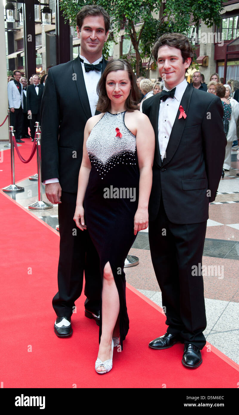 Ensemble der Oper Koeln at the 20th annual Koelner Aidsgala at Maritim ...