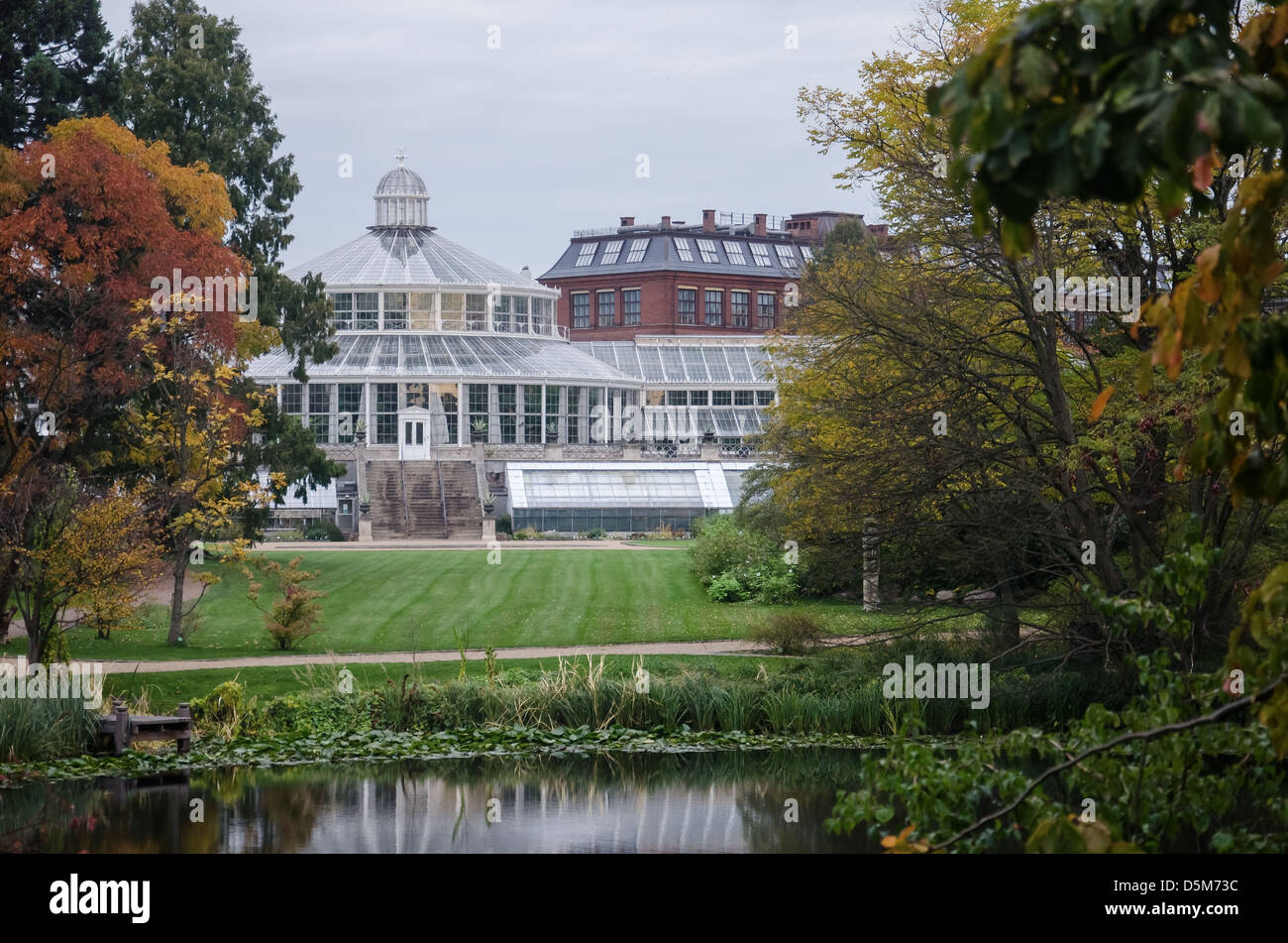 Botanisk have, botanical garden, and the greenhouse with the famous ...