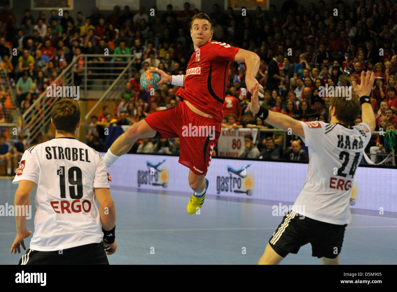 Qualification match for 2014 European Handball Championship, group2 ...