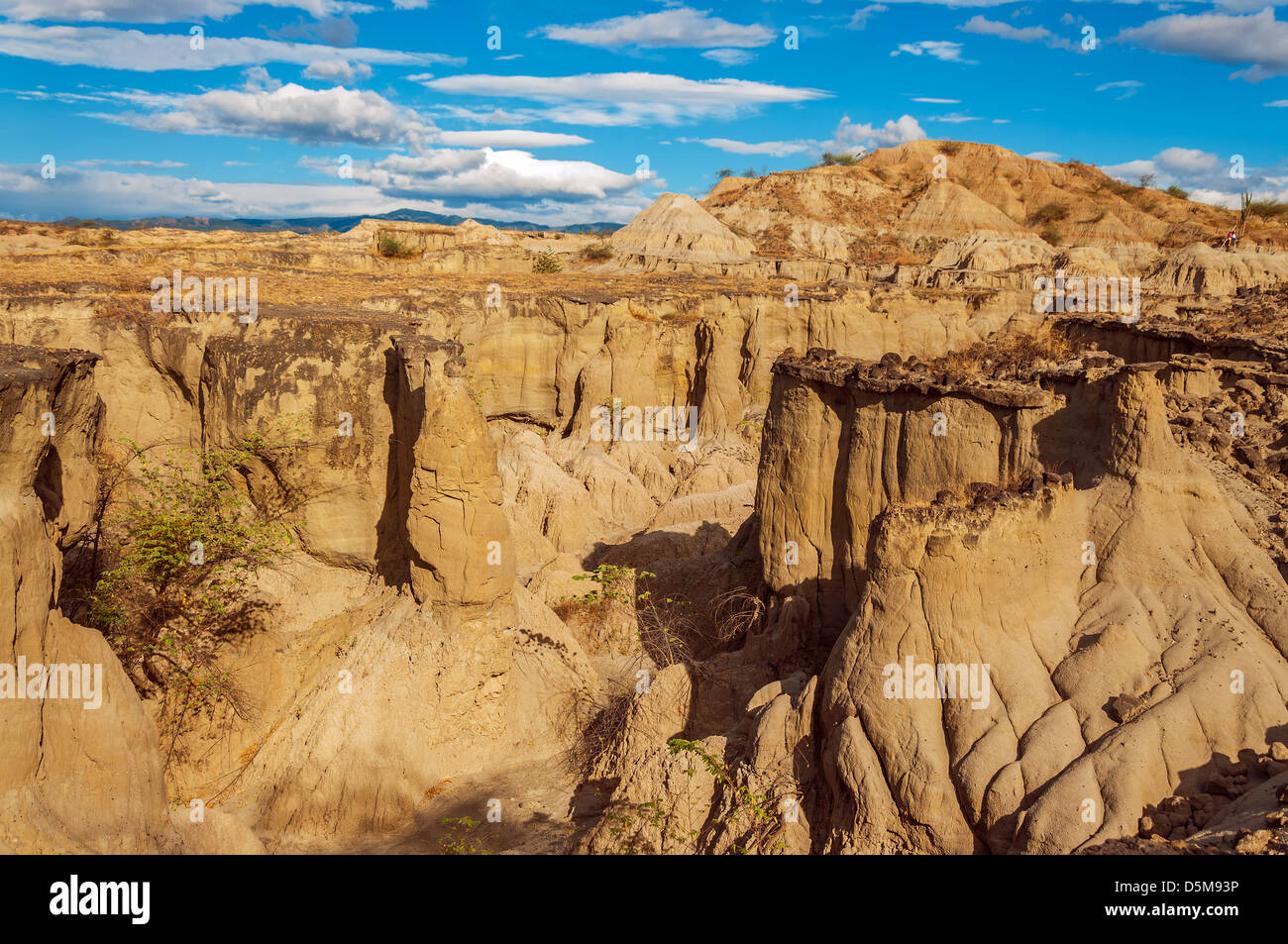 Desolate desert hi-res stock photography and images - Alamy