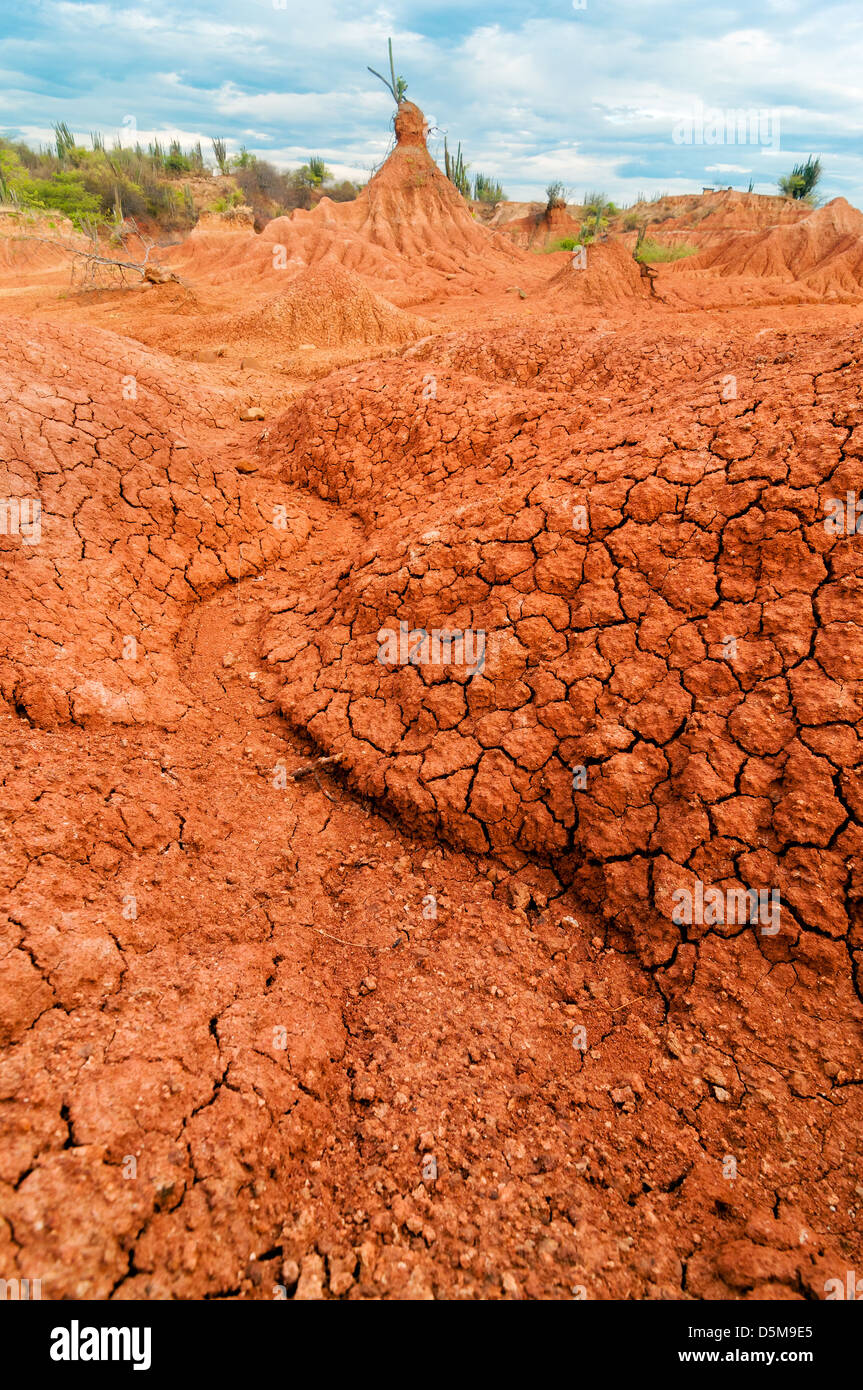 Desert column hi-res stock photography and images - Alamy