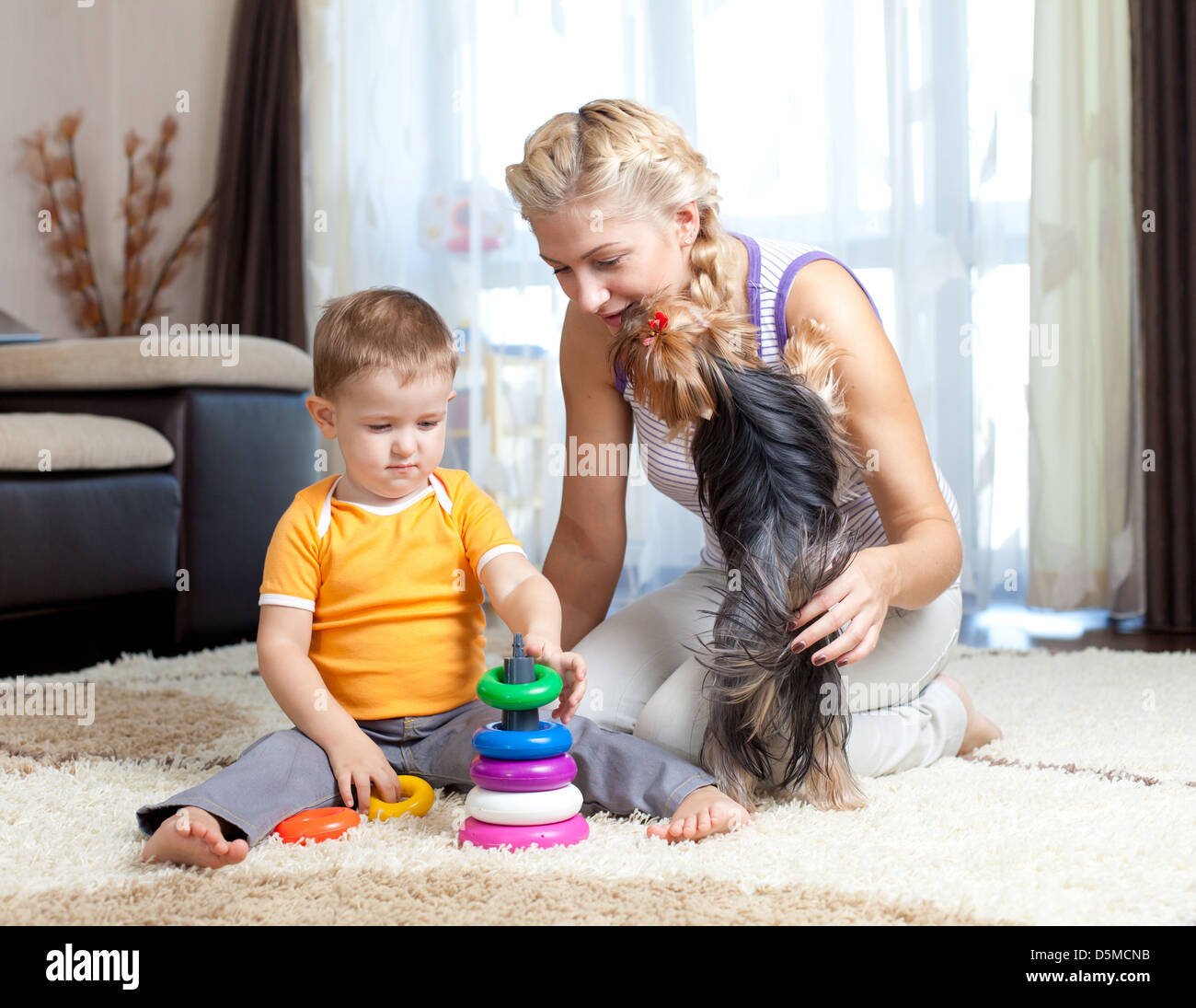 Child teaching her dog hi-res stock photography and images - Alamy
