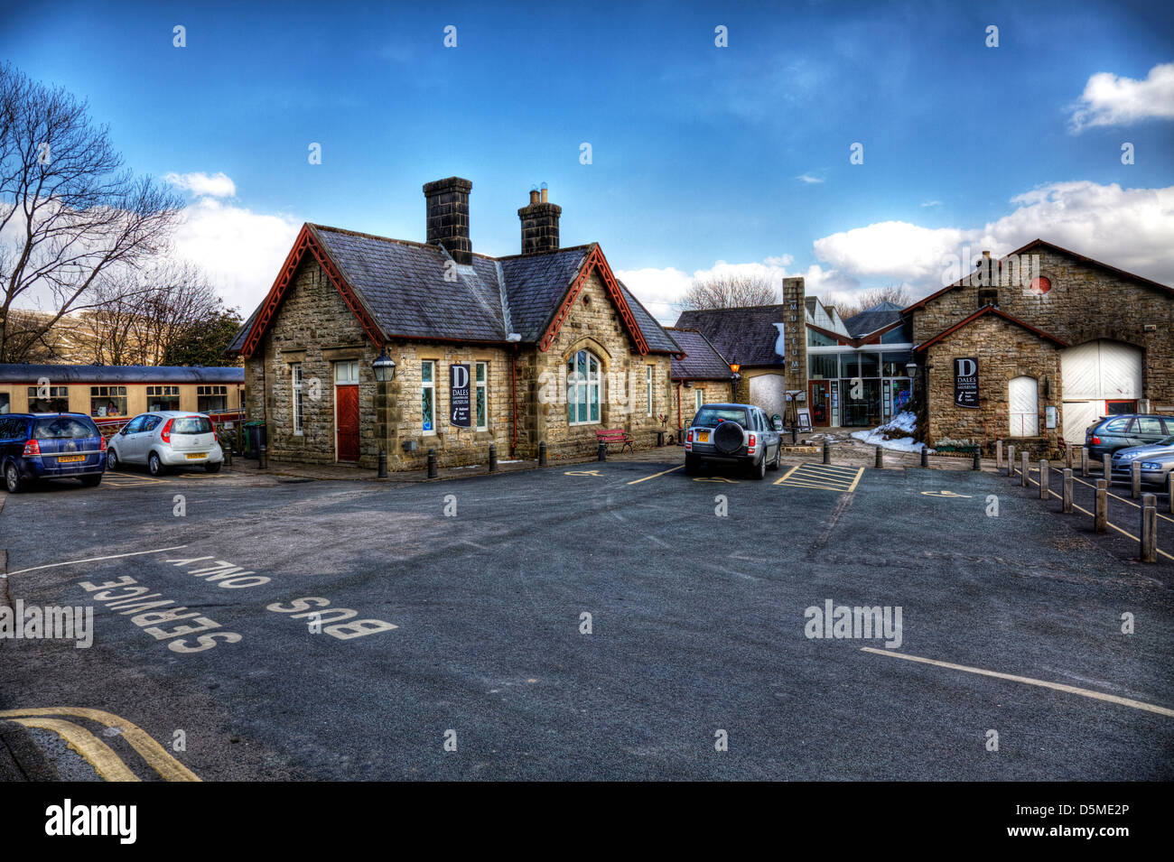 Hawes train station yorkshire dales hi-res stock photography and images ...