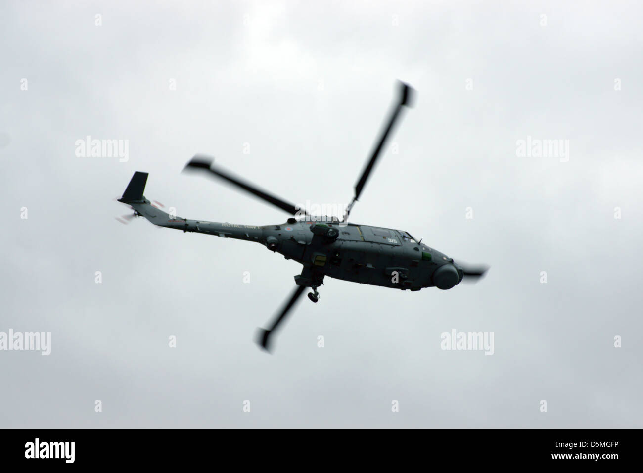 Royal Navy Army Lynx helicopter Stock Photo - Alamy