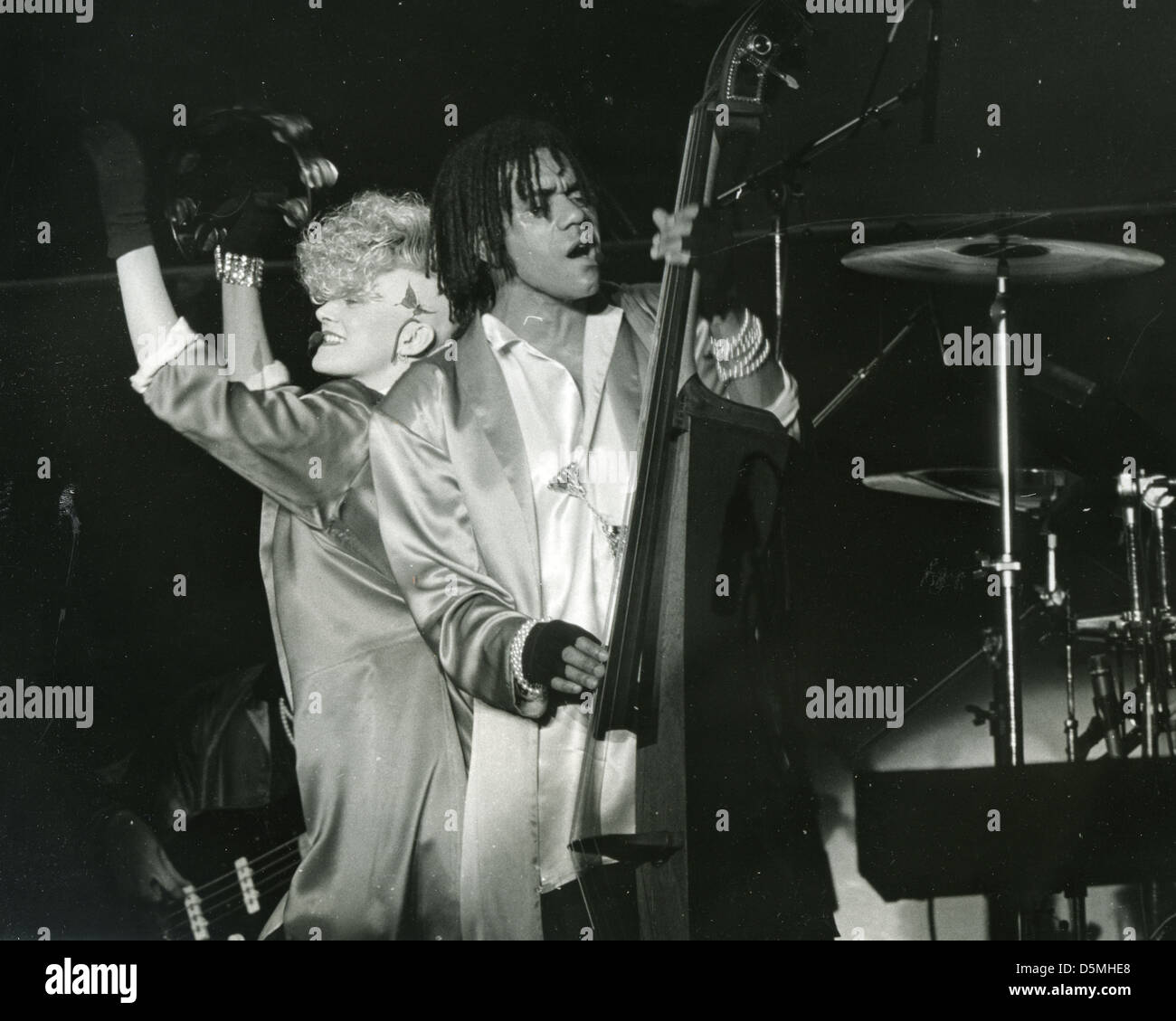 Thomson twins uk pop group hi-res stock photography and images - Alamy