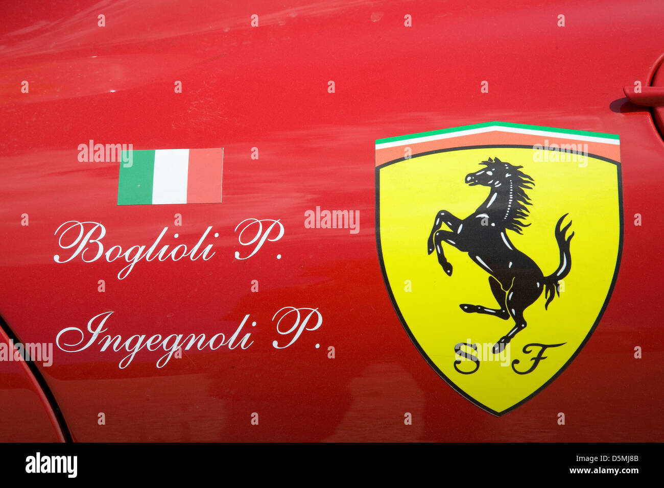 Ferrari badge hi-res stock photography and images - Alamy