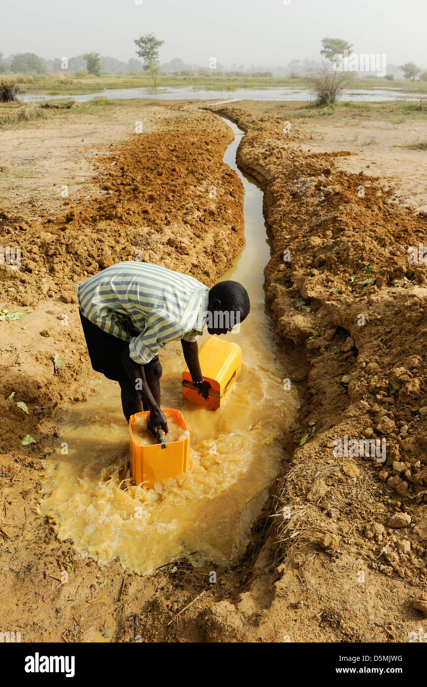 Niger drought farming hi-res stock photography and images - Alamy