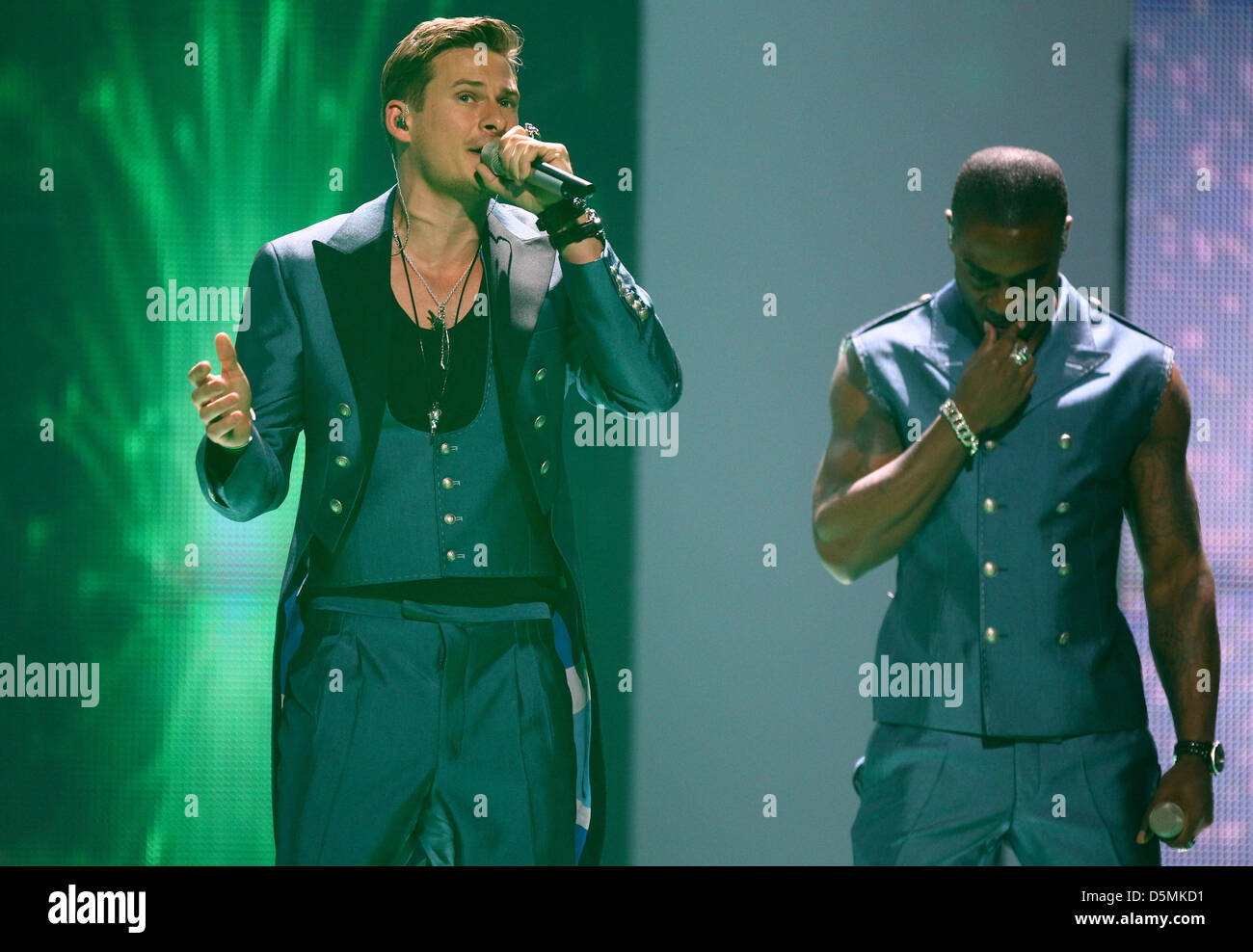 Blue rehearsing for the Eurovision Song Contest (Grand Prix Eurovision ...