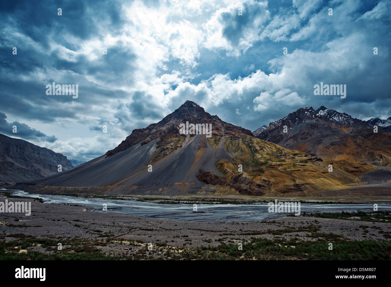 Himalayas nature hi-res stock photography and images - Alamy
