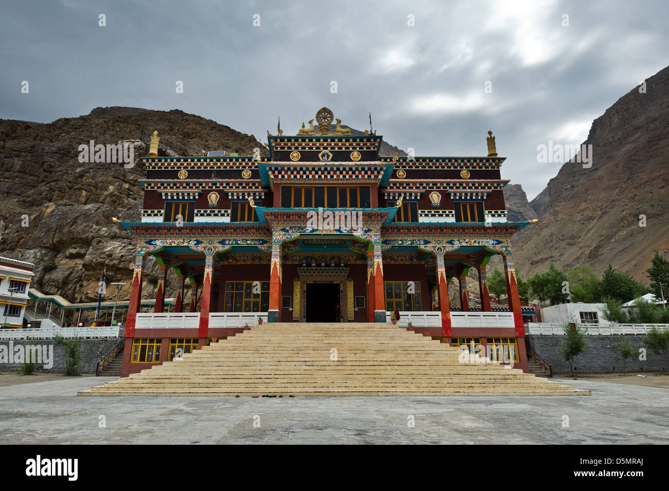 buddhism monastery in himalayas mountain Stock Photo - Alamy