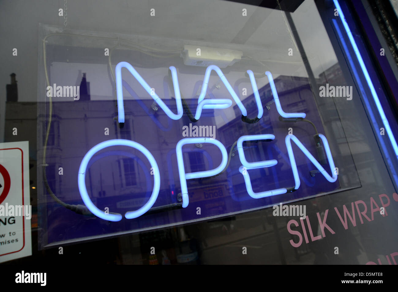 Nail salon logo High Resolution Stock Photography and Images - Alamy