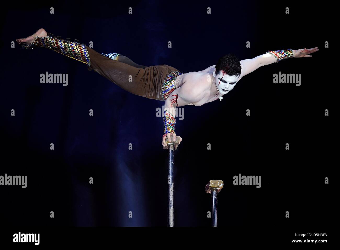 Streangth hi-res stock photography and images - Alamy