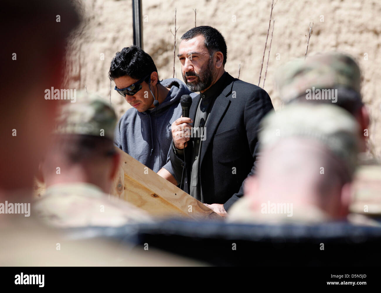 Prt closing ceremony afghan hi-res stock photography and images - Alamy