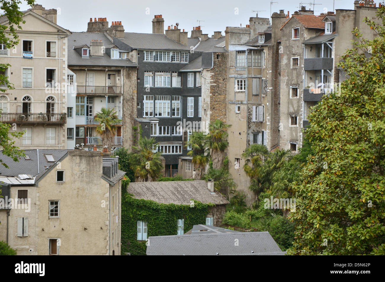 View at houses in Pau, french Pyrenees Stock Photo - Alamy
