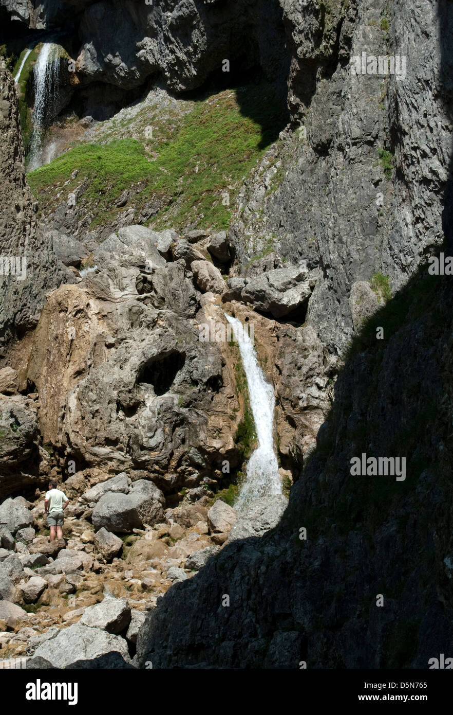 Goredale scar natural limestone hi-res stock photography and images - Alamy
