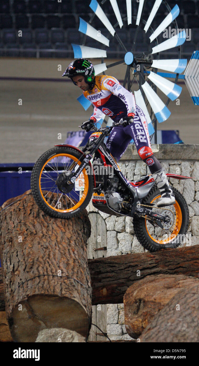 Motorcycle trial hi-res stock photography and images - Alamy
