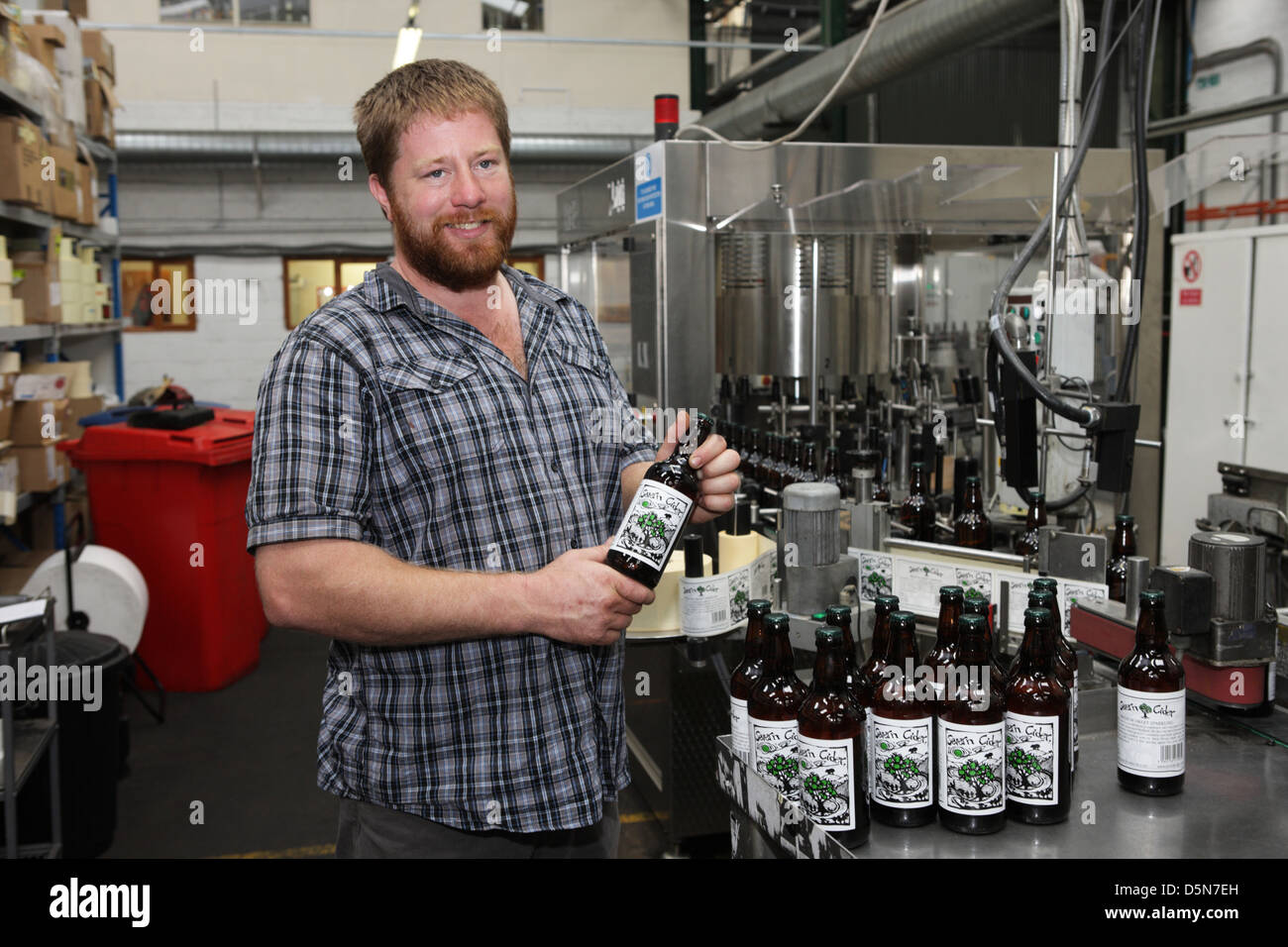 Tom Bull of Severn Cider. All phases of cider production in the south ...