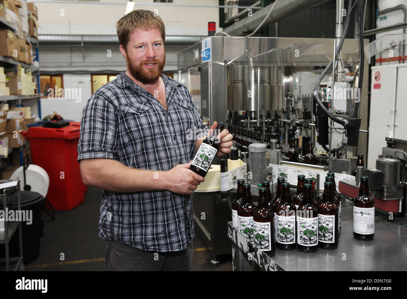 Tom Bull of Severn Cider. All phases of cider production in the south ...