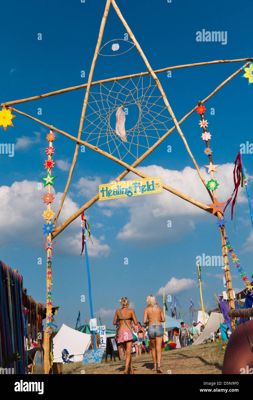 Healing Field the Glastonbury festival in Somerset Britain Stock Photo ...