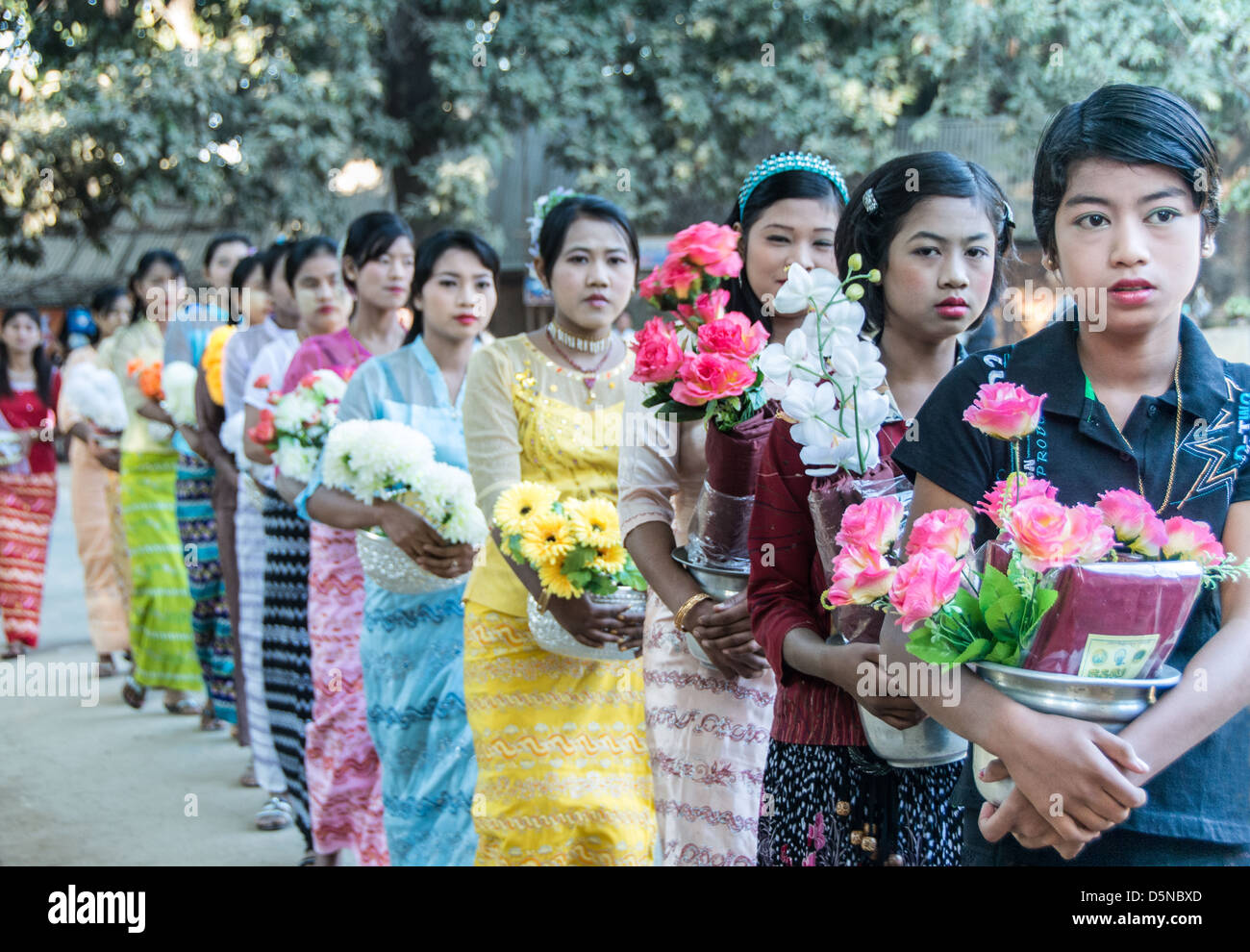 Procession of women hi-res stock photography and images - Alamy