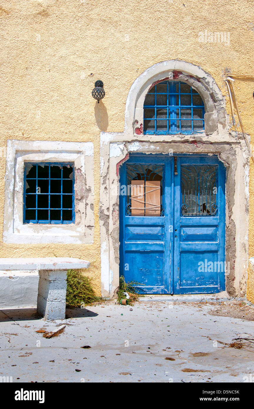Poverty greece hi-res stock photography and images - Alamy