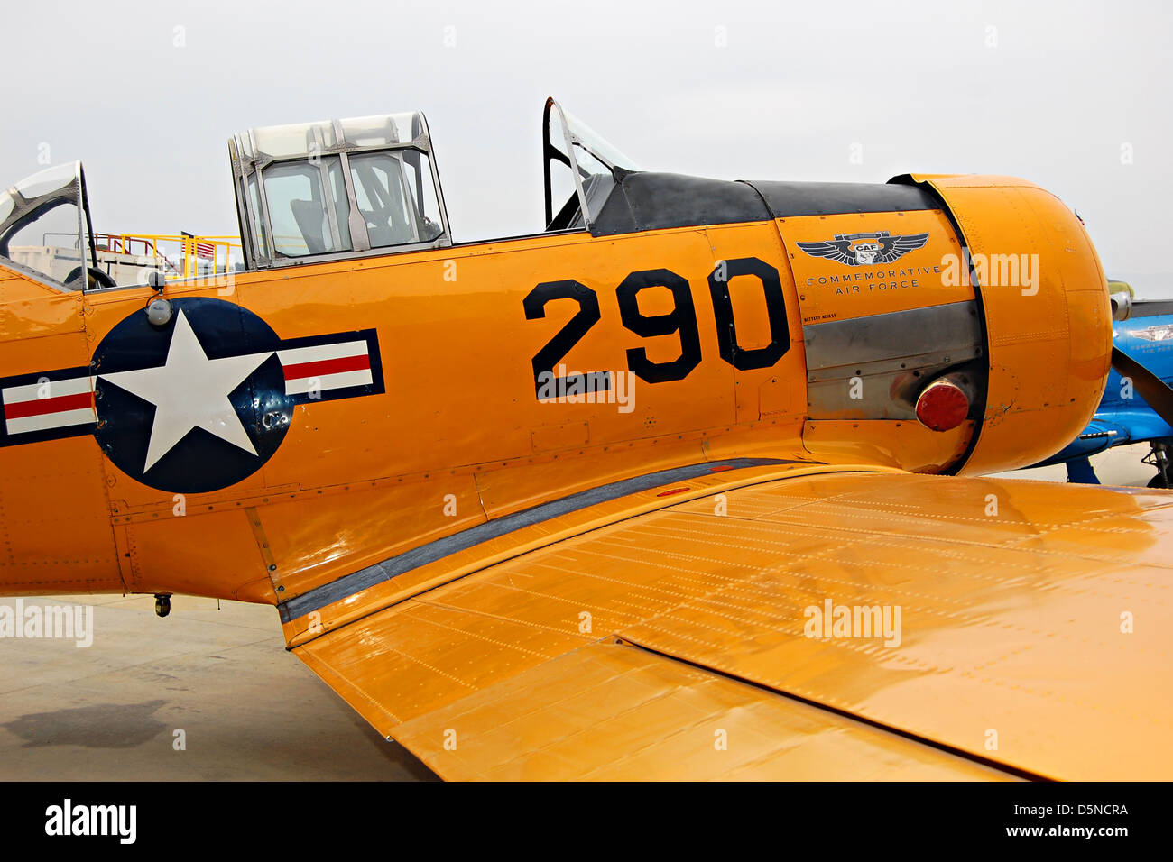 North American T-6 Texan, Camarillo Airport, California Stock Photo - Alamy