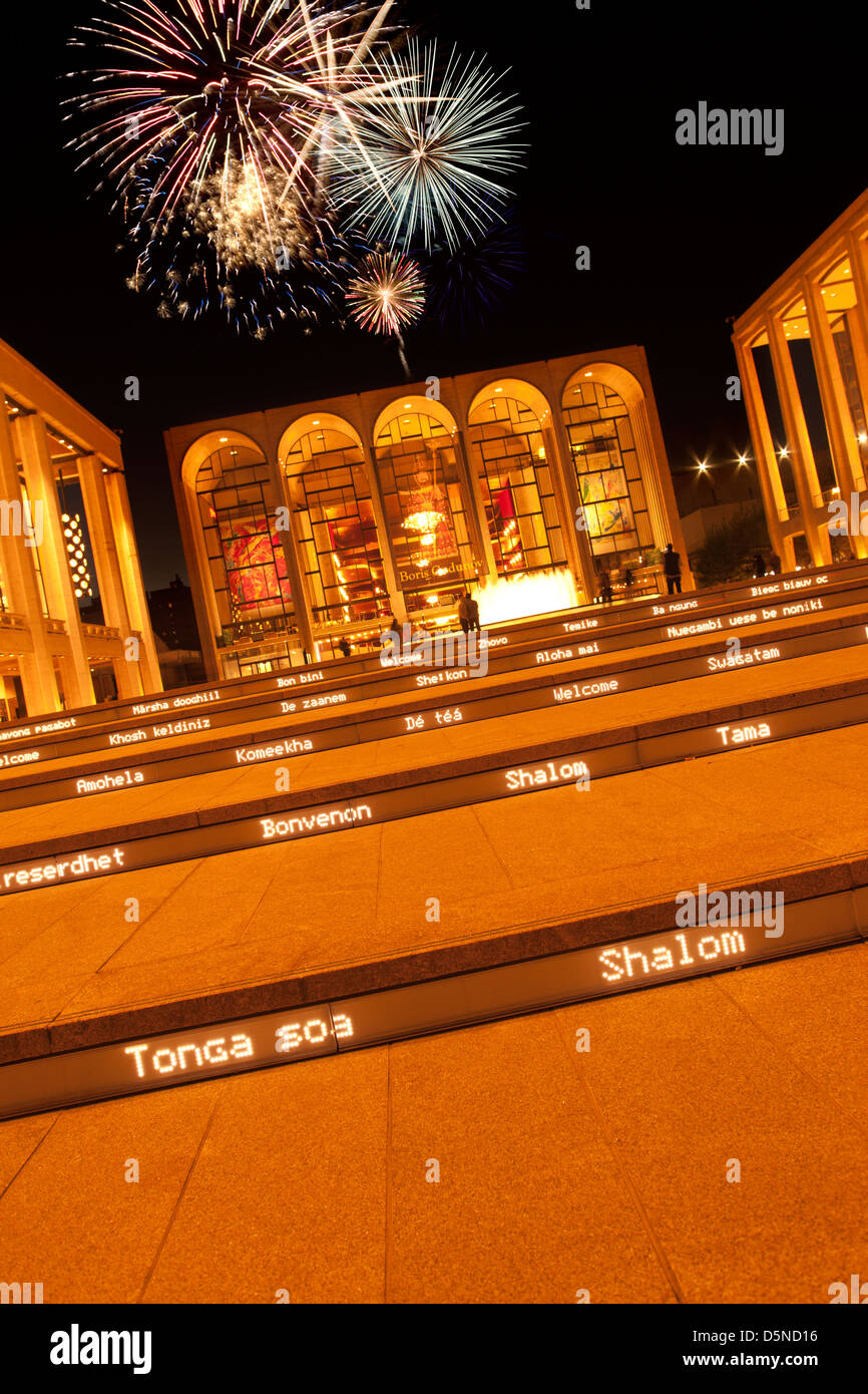 METROPOLITAN OPERA HOUSE (©WALLACE HARRISON 1966) MAIN PLAZA LINCOLN ...