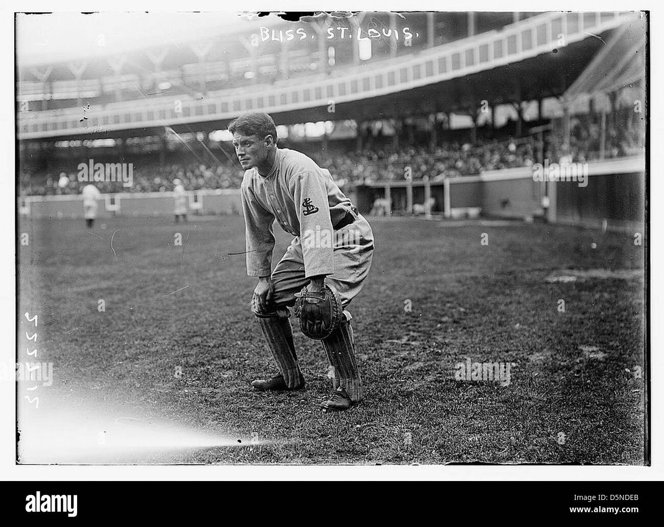 1900's baseball uniform hi-res stock photography and images - Alamy