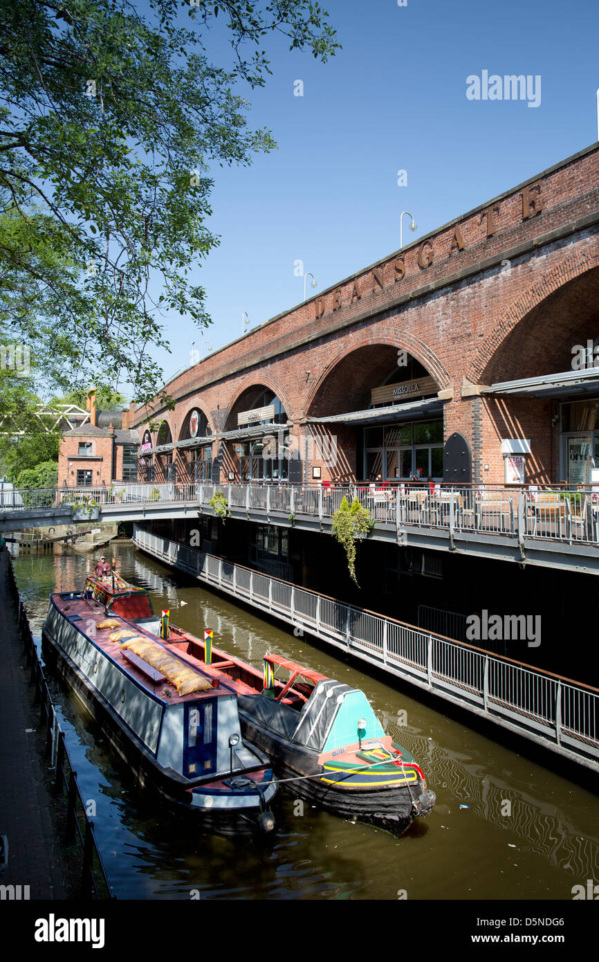 Sunny day at Deansgate locks drinking area in Manchester city centre ...