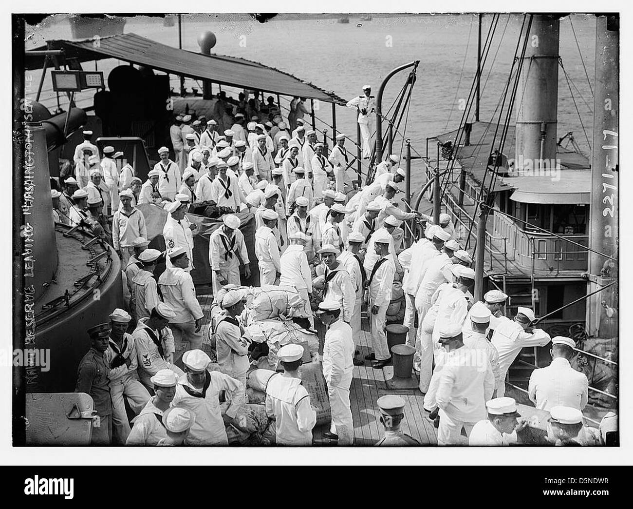 Seattle united states naval Black and White Stock Photos & Images - Alamy