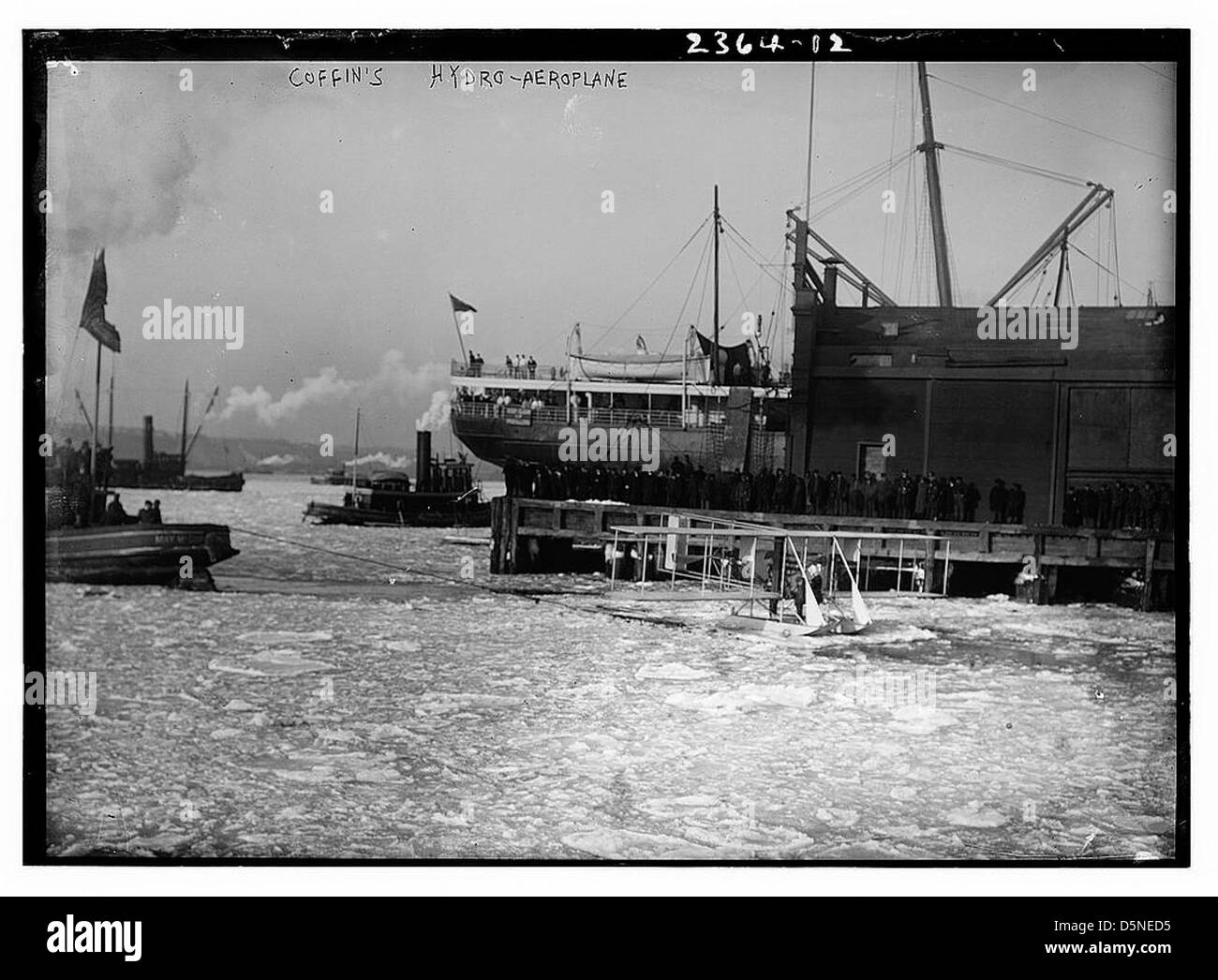 A 1910s photograph of Coffyn's Hydro-Aeroplane, a pioneering floatplane ...