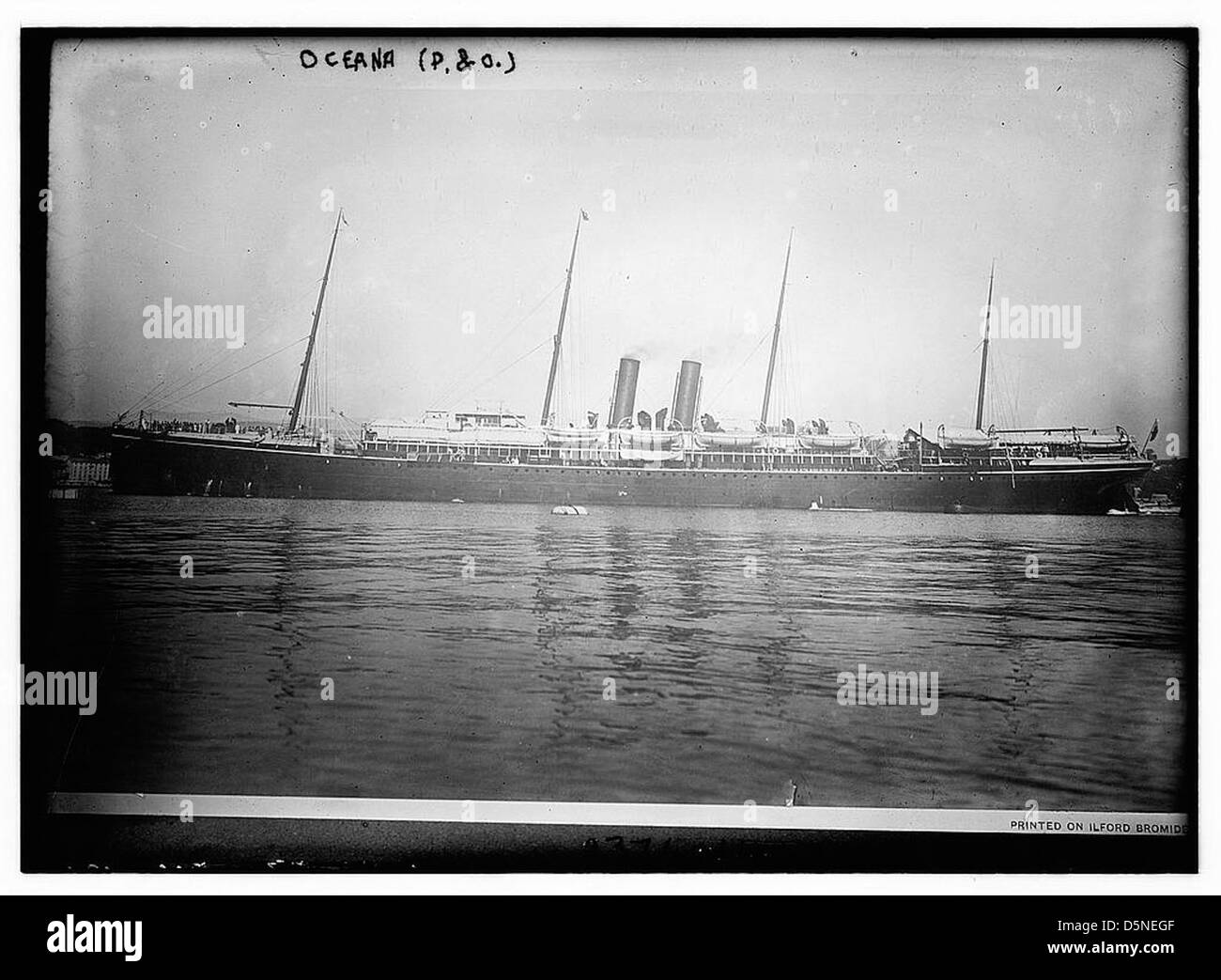 Cruise 1910s Black and White Stock Photos & Images - Alamy