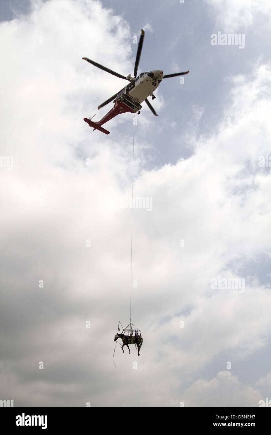 Los Angeles, California, USA. 5th April 2013. A Los Angeles County Fire ...