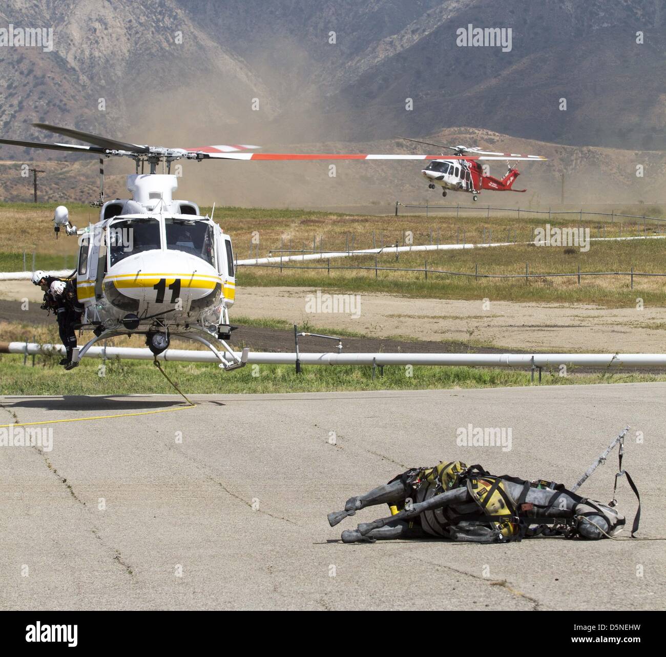 Los Angeles, California, USA. 5th April 2013. A horse dummy and ...