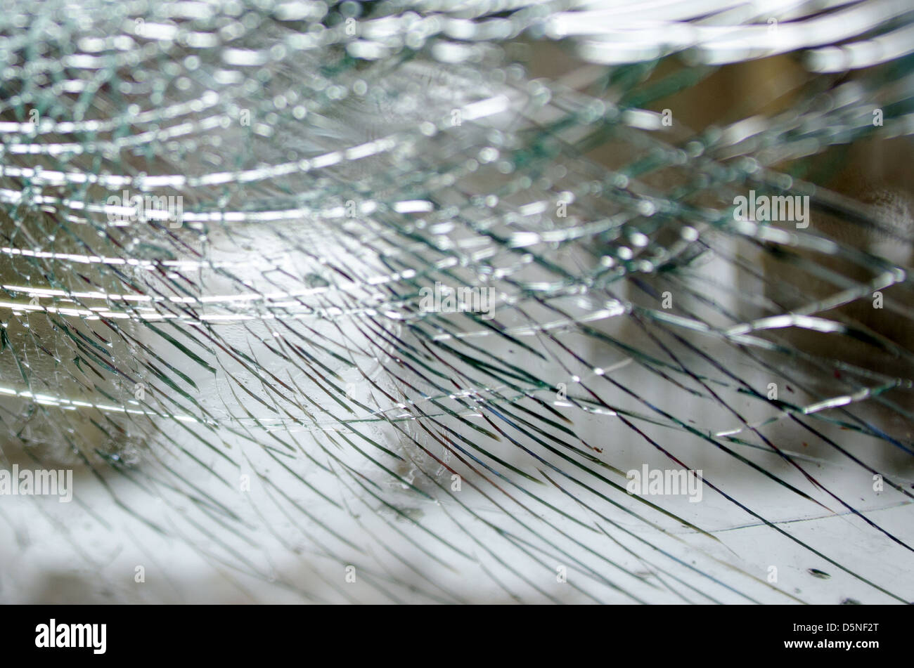 Cracked car glass texture hi-res stock photography and images - Alamy