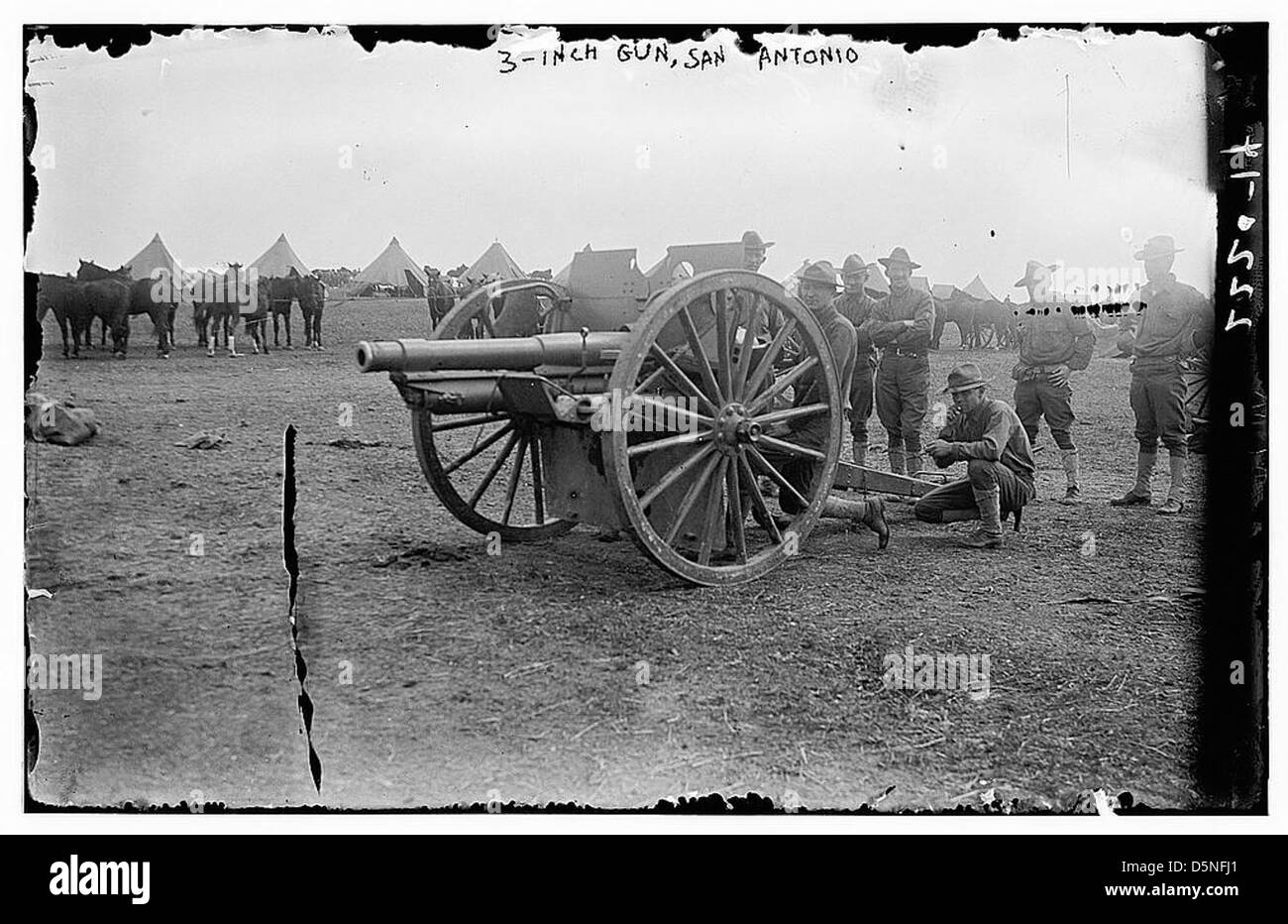 3 inch gun hi-res stock photography and images - Alamy