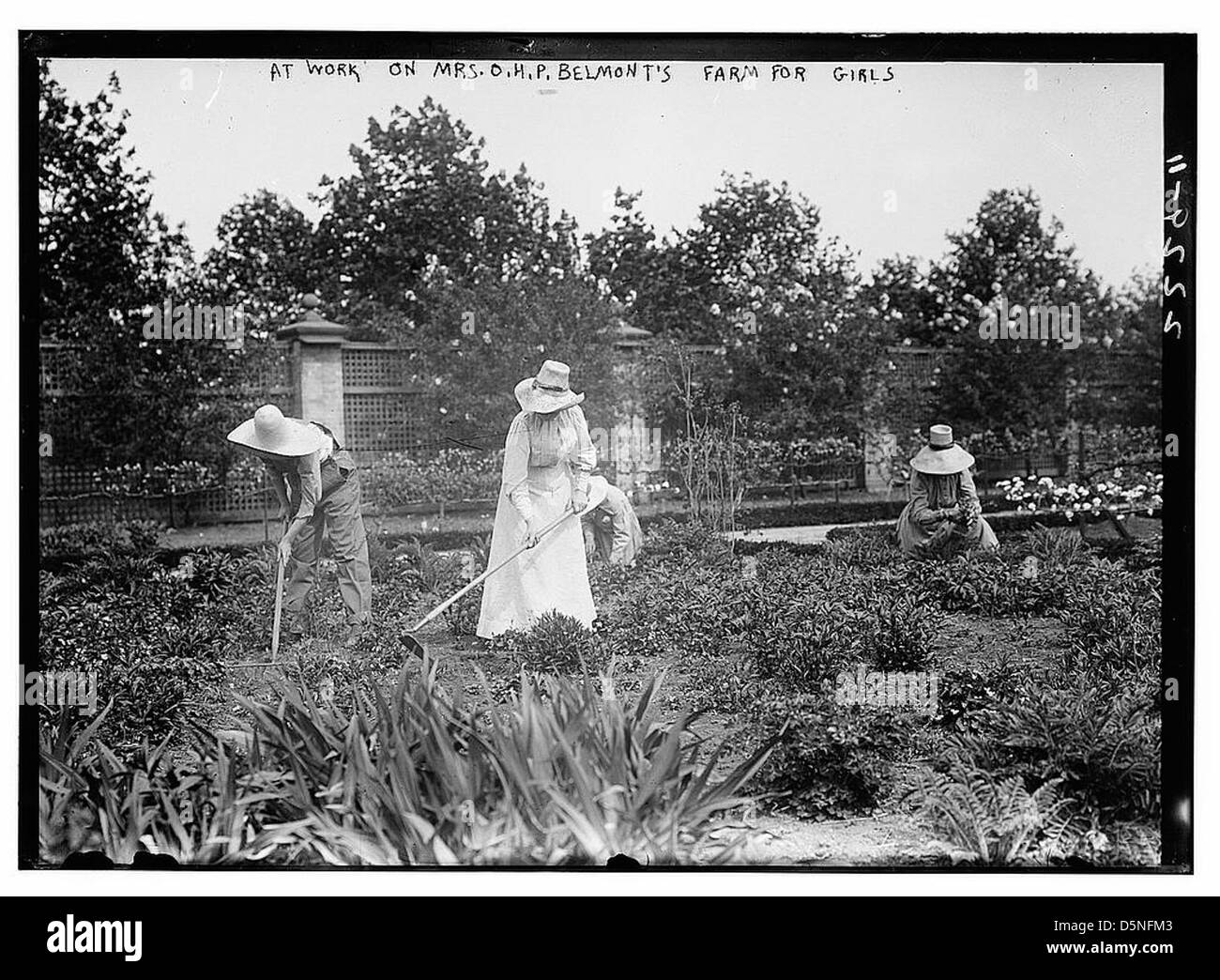 Old farm 1900s hi-res stock photography and images - Alamy