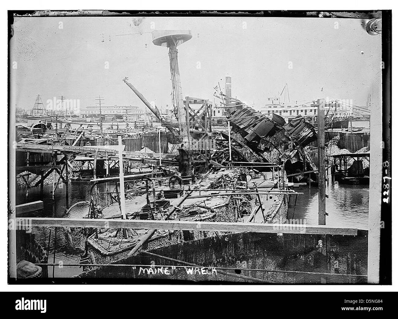 Uss maine in havana harbor in cuba hi-res stock photography and images ...