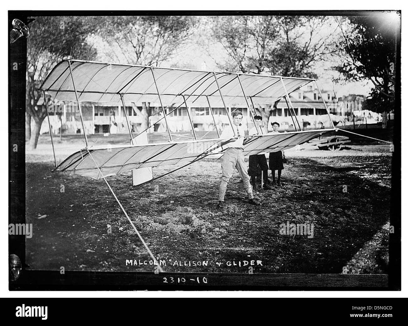 This photograph shows aviator Malcolm Allison with his glider in the ...