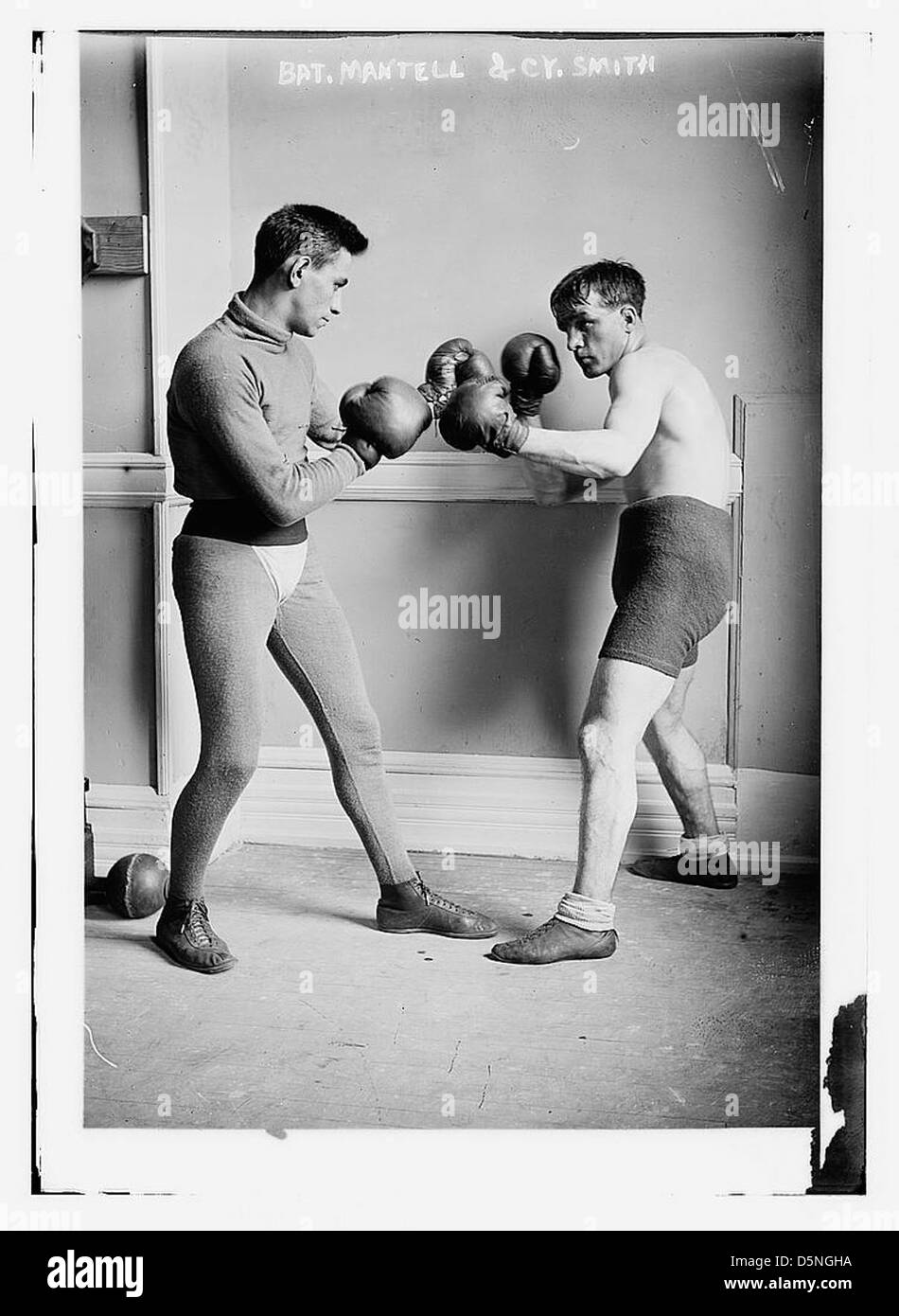 Boxers in action Black and White Stock Photos & Images - Alamy