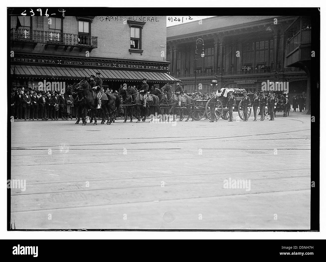 This image depicts the funeral of General Frederick Dent Grant, held in ...