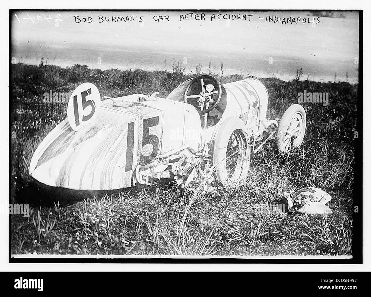 Bob Burman’s car, after a crash at the Indianapolis Motor Speedway ...