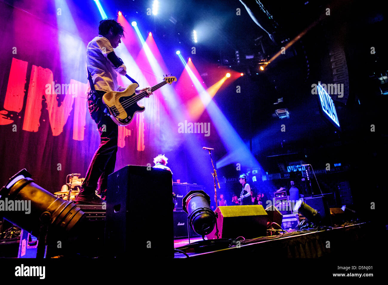 Sum 41 bassist hi-res stock photography and images - Alamy