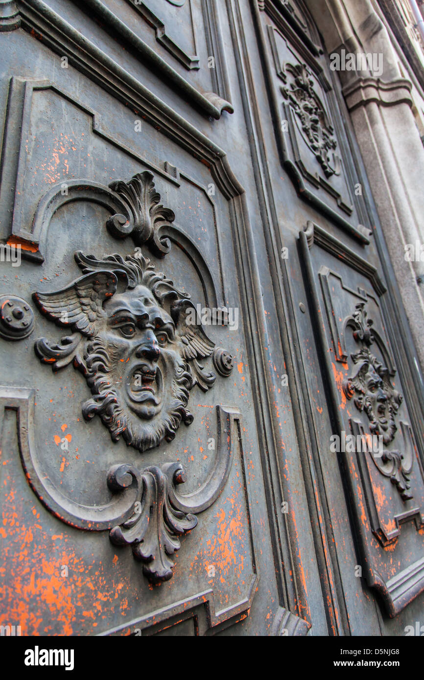 Gothic mask hi-res stock photography and images - Alamy