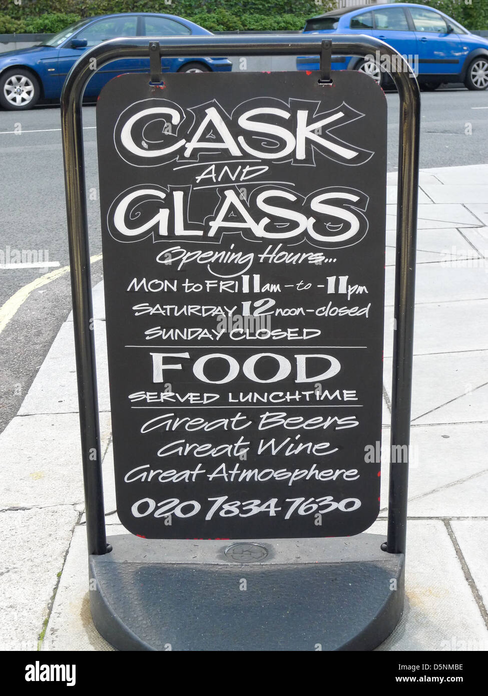 Cask and Glass pub in Victoria, London, UK Stock Photo - Alamy