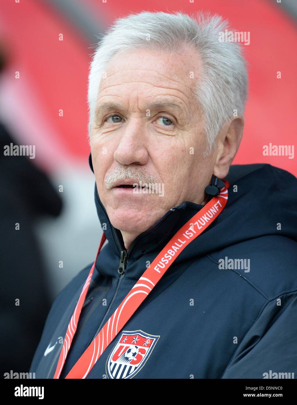USA's national women's soccer coach Tom Sermanni looks around before ...