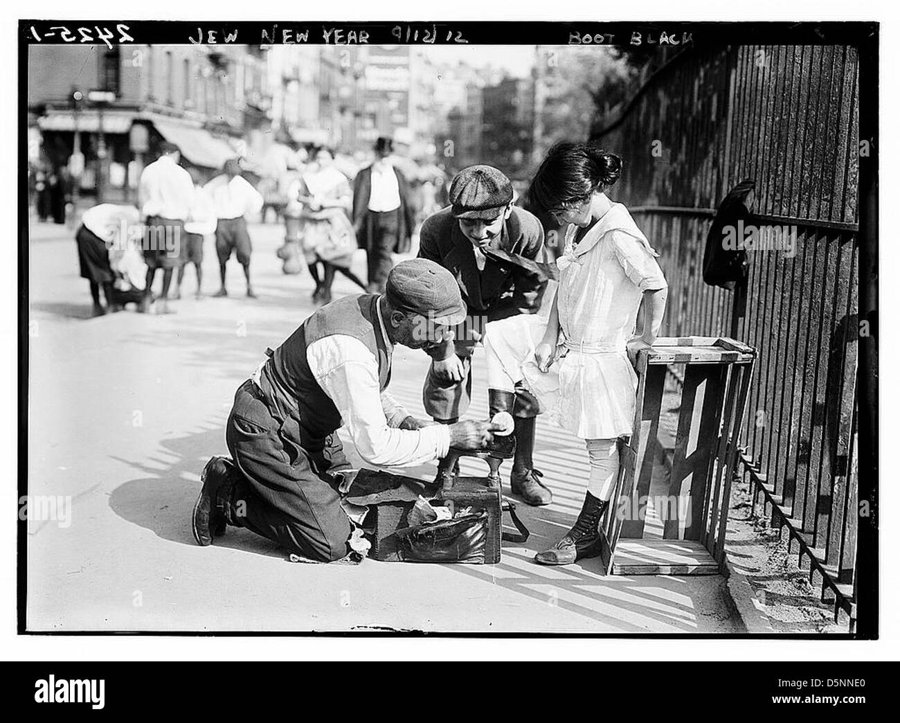 Boot blacking hi-res stock photography and images - Alamy