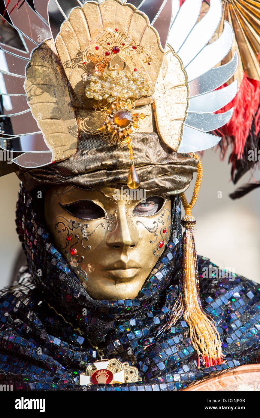 Venetian mask male masquerade mask hi-res stock photography and images ...